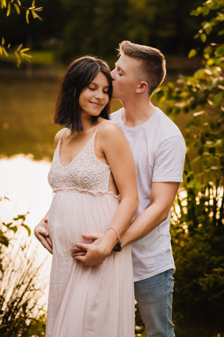 Your Pregnant Body: 20+ Things They Don’t Tell You | Nicole Bertrand ...